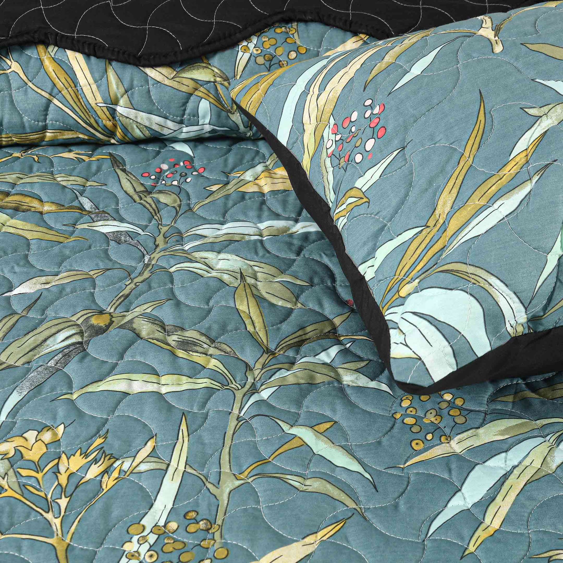 Vintage Garden Escape – Floral Bedsheet